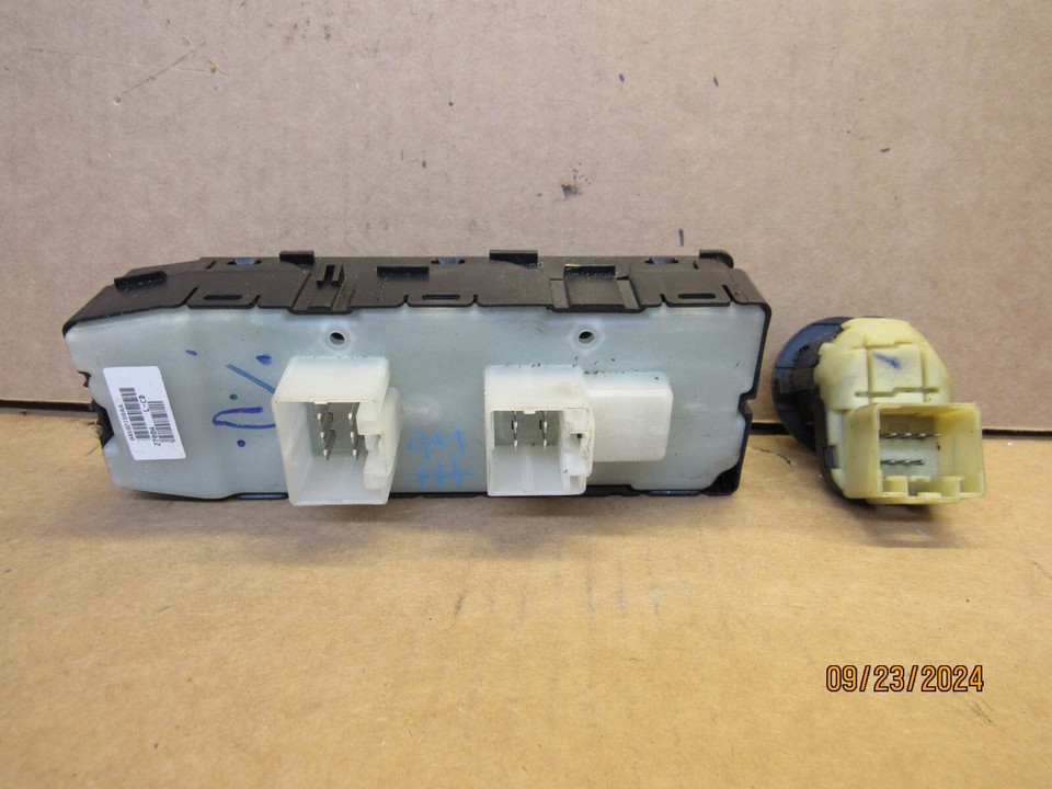 2007 08 2009 2010 Chrysler 300 Left Driver Side Master Window Control ...