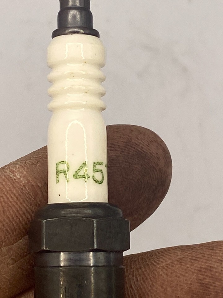 Spark Plugs- GM 1970 - 88 Chevrolet 307, 350, 400, 454-will replace AC ...