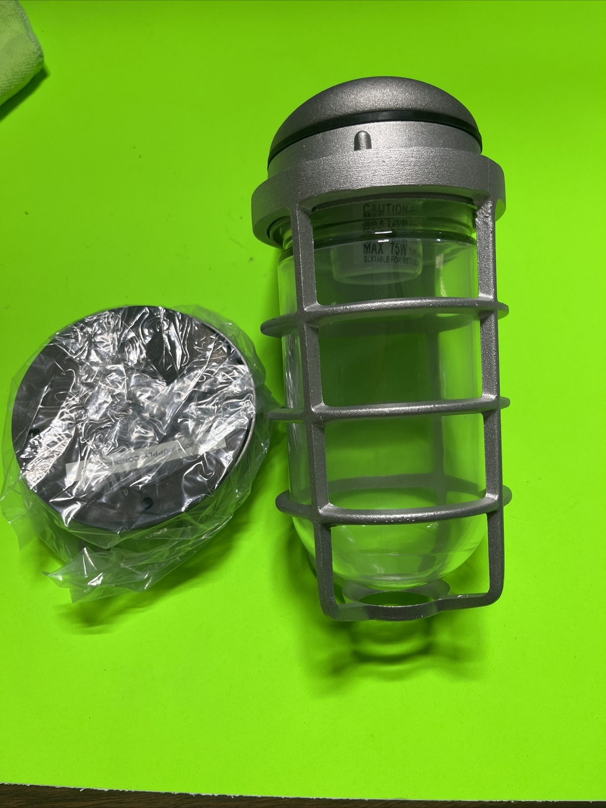 Vaporproof RAB Light Explosion Proof Bb Loft | eBay