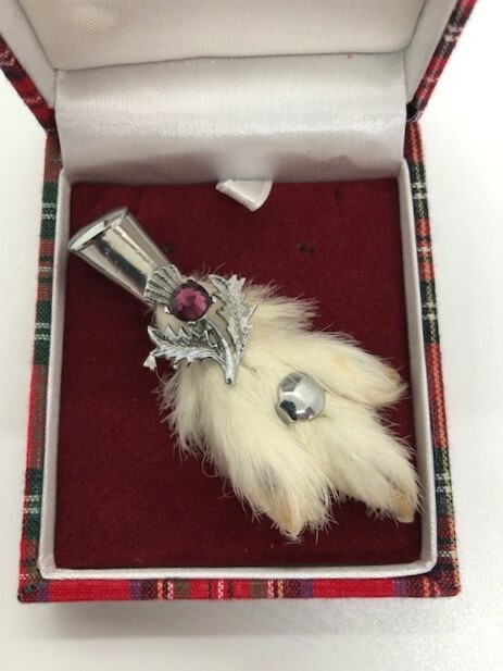Miracle Scottish Ptarmigan Grouse Foot Claw Amethyst Thistle Brooch ...
