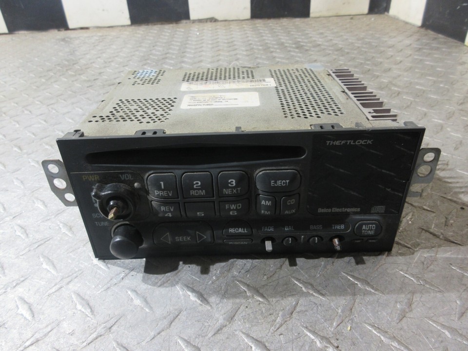 1997-2004 1999 Chevrolet Corvette C5 COUPE AM FM Stereo Radio CD Player ...