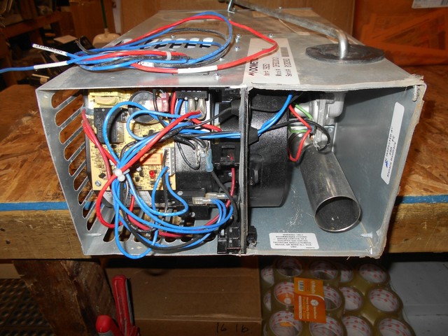 Dometic Model DFSD20121 Item 39252 RV Motorhome Furnace 18000 BTU for ...