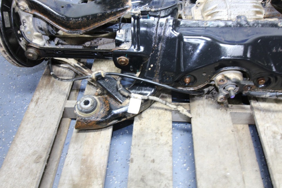 10-15 CHEVY CAMARO SS OEM REAR DIFFERENTIAL DIFF CRADLE SUBFRAME AXLES ...