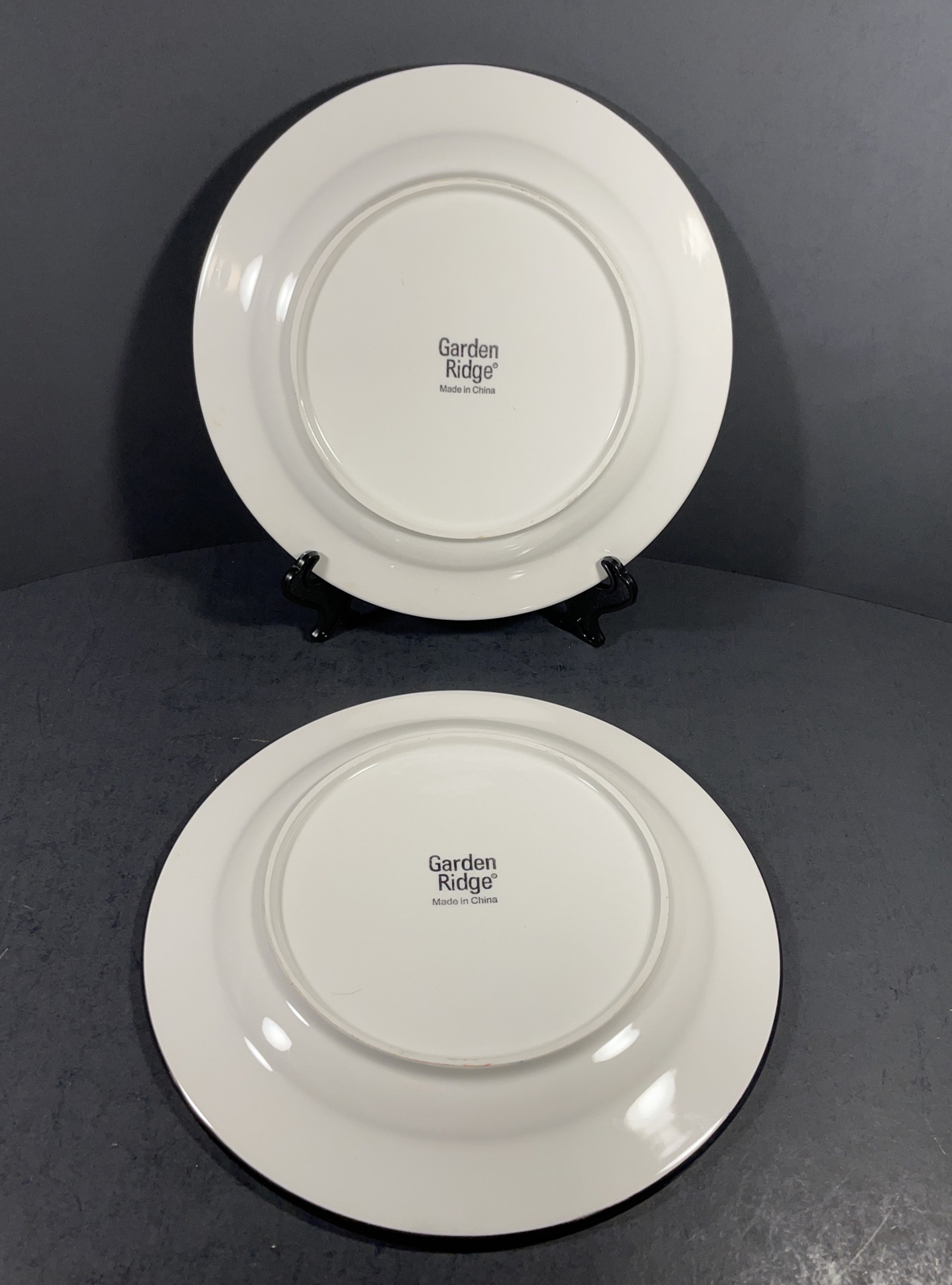 Two Garden Ridge Halloween Plates Black Orange Bat Moon Stars 8 Inches ...