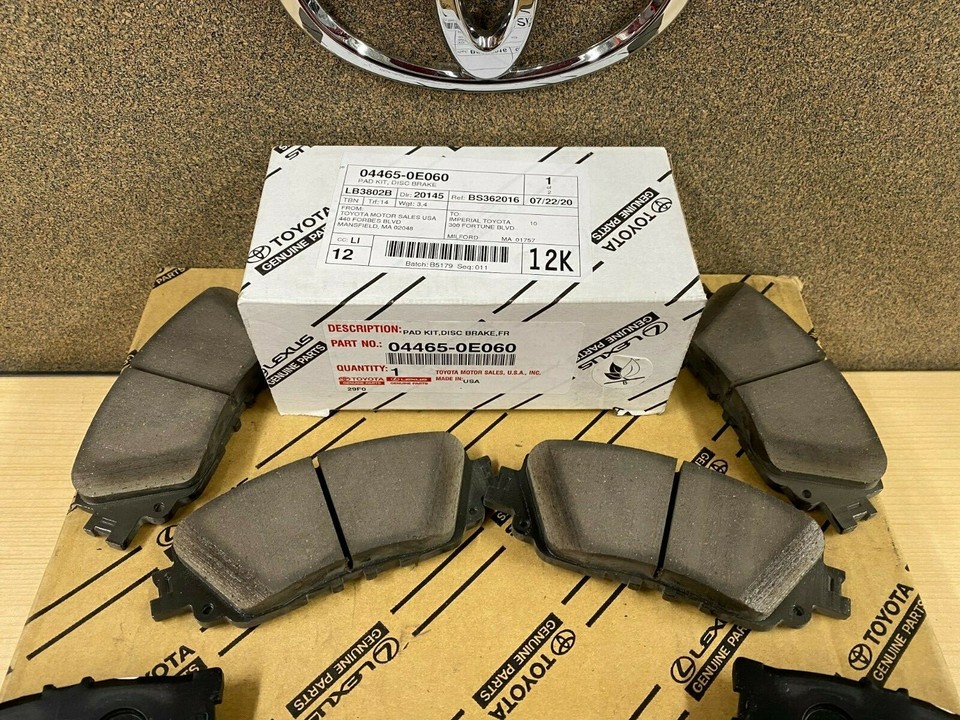 2018-2021 TOYOTA CAMRY GENUINE OEM FRONT BRAKE PADS WITH SHIM KIT ...