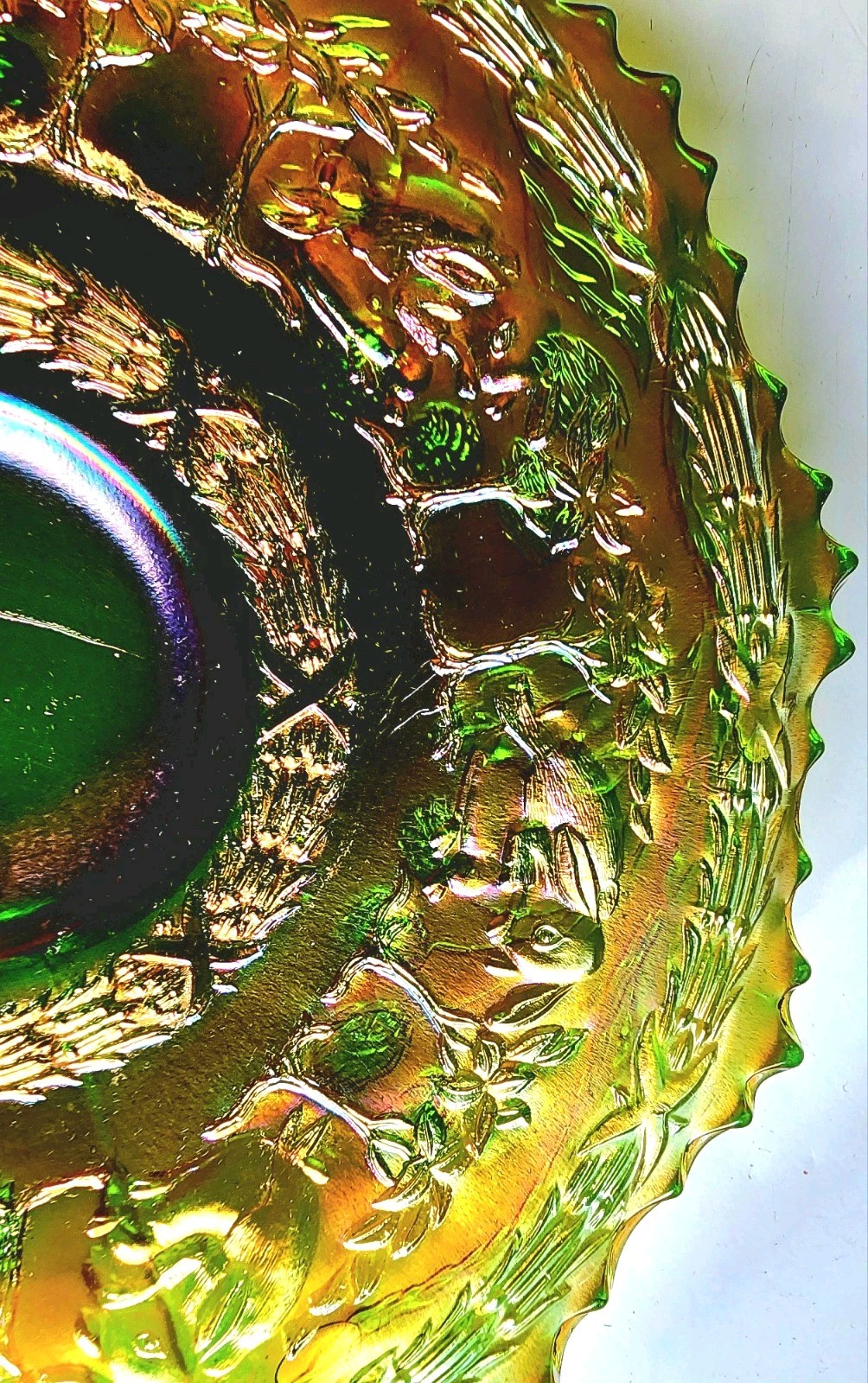 Carnival Glass FENTON Peter Rabbit GREEN Plate EXCELLENT SHAPE ...