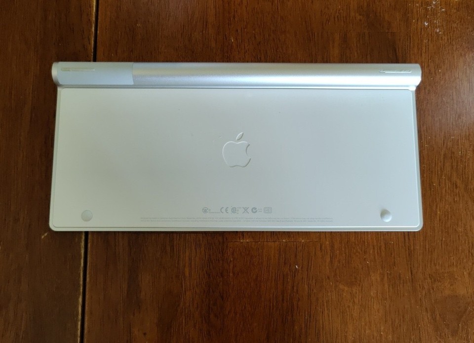 Apple Magic Wireless Bluetooth Keyboard Model A1255 | eBay