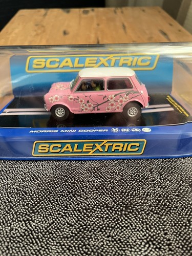 SCALEXTRIC SLOT CAR C3224 MORRIS MINI COOPER TWIGGY LIMITED EDITION ...