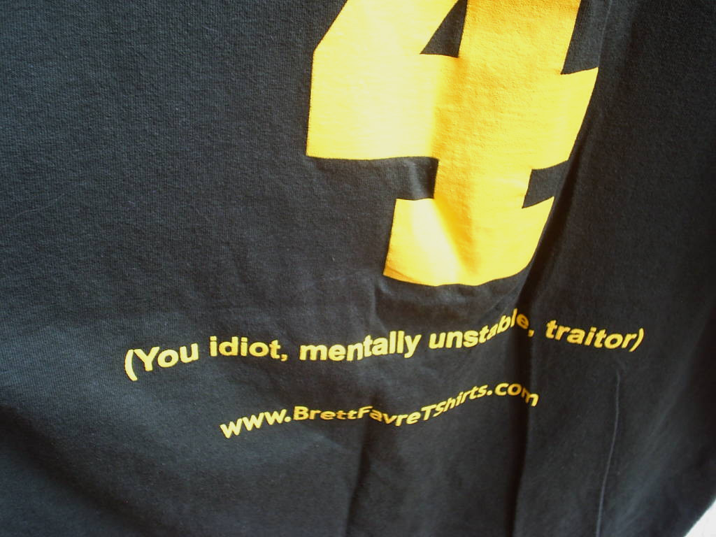 BRETT FAVRE-ANTI VIKINGS DIE 4 YOU IDIOT,MENTALLY UNSTABLE,TRAITOR ...