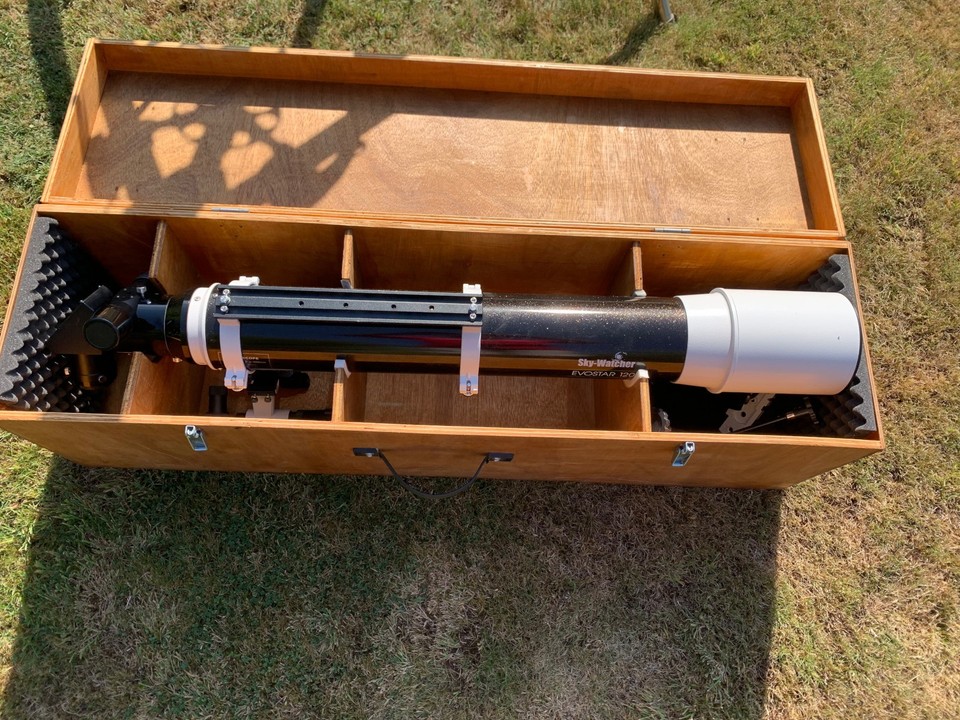 Skywatcher Evostar 120 F/L 1000mm F8.3 Refractor Telescope + Case | eBay UK