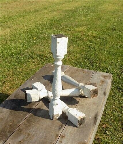 4 Balusters White Wood Architectural Salvage Spindles Porch Post House ...
