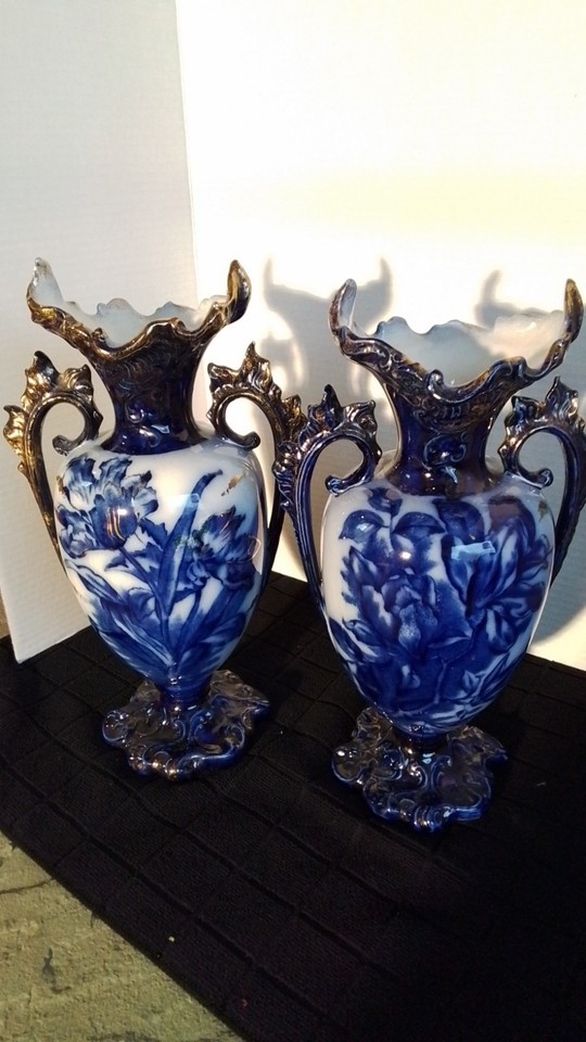 Two Flow Blue Mantel Vases | eBay