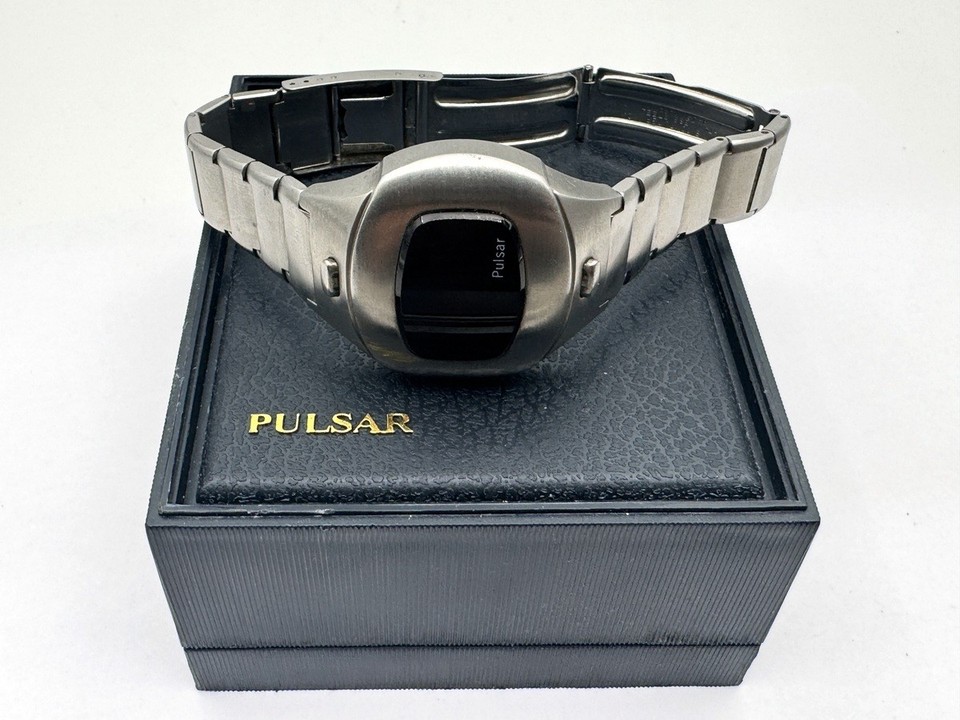 Rare 1970's Pulsar LED Watch Stainless Original Bracelet Magnet MEN'S ...
