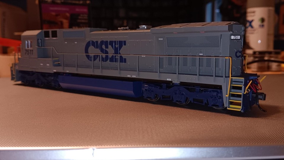 HO Scale Atlas Master Gold CSX Dash 8-40C Stealth Locomotive W/ DCC ...