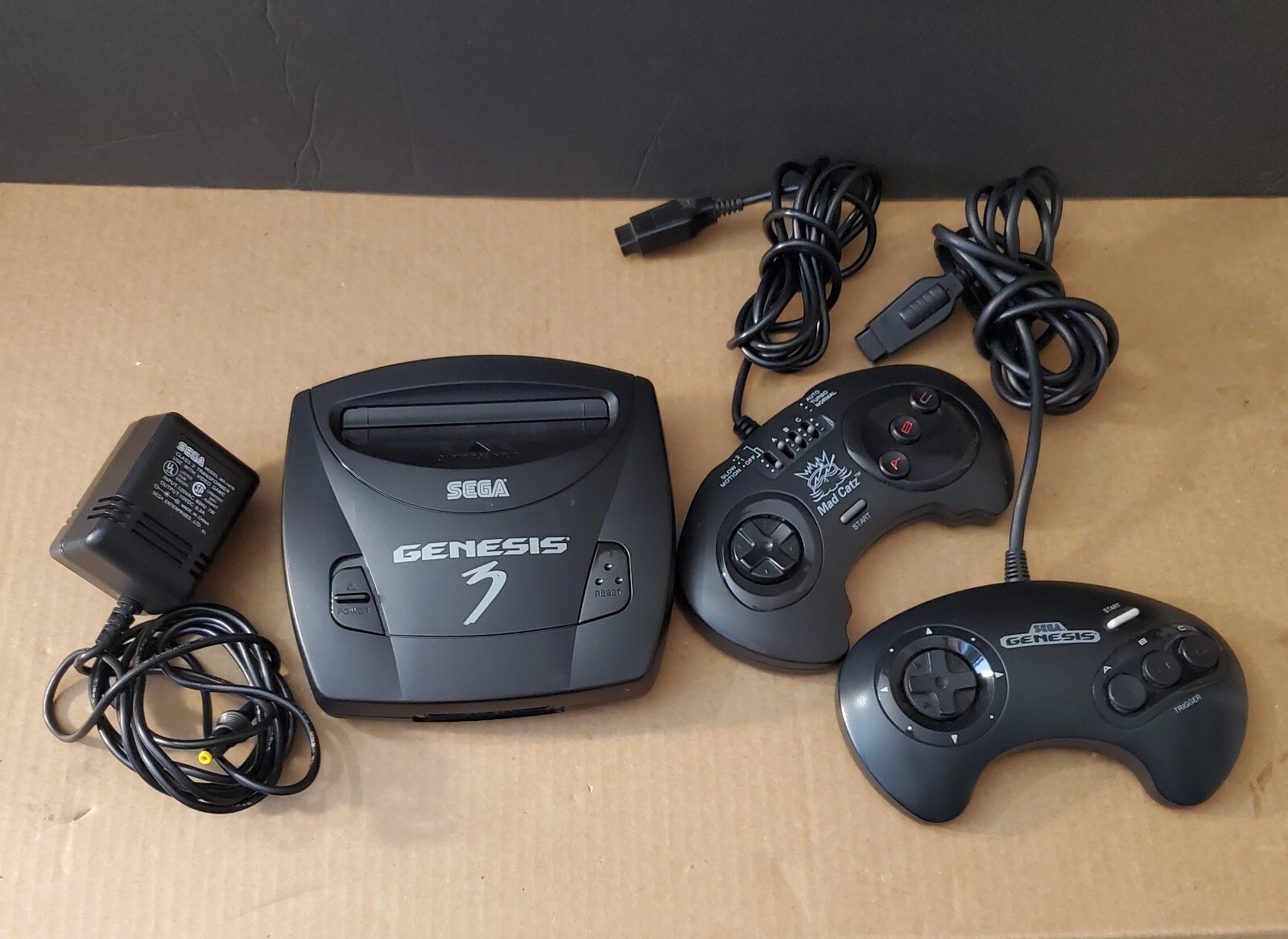 SEGA Genesis Model 3 MK-1461 Video Game Console