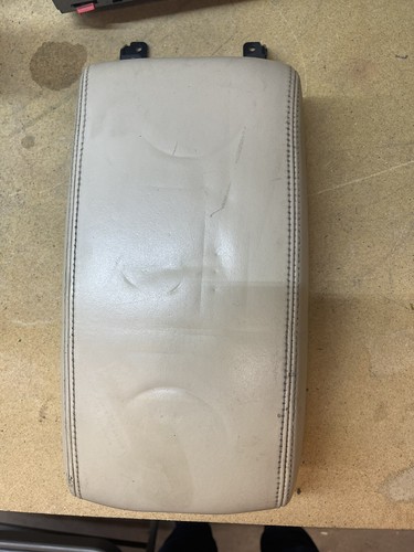 2003 2004 2005 2006 INFINITI G35 SEDAN CONSOLE LID ARM REST 03 04 05 06 ...
