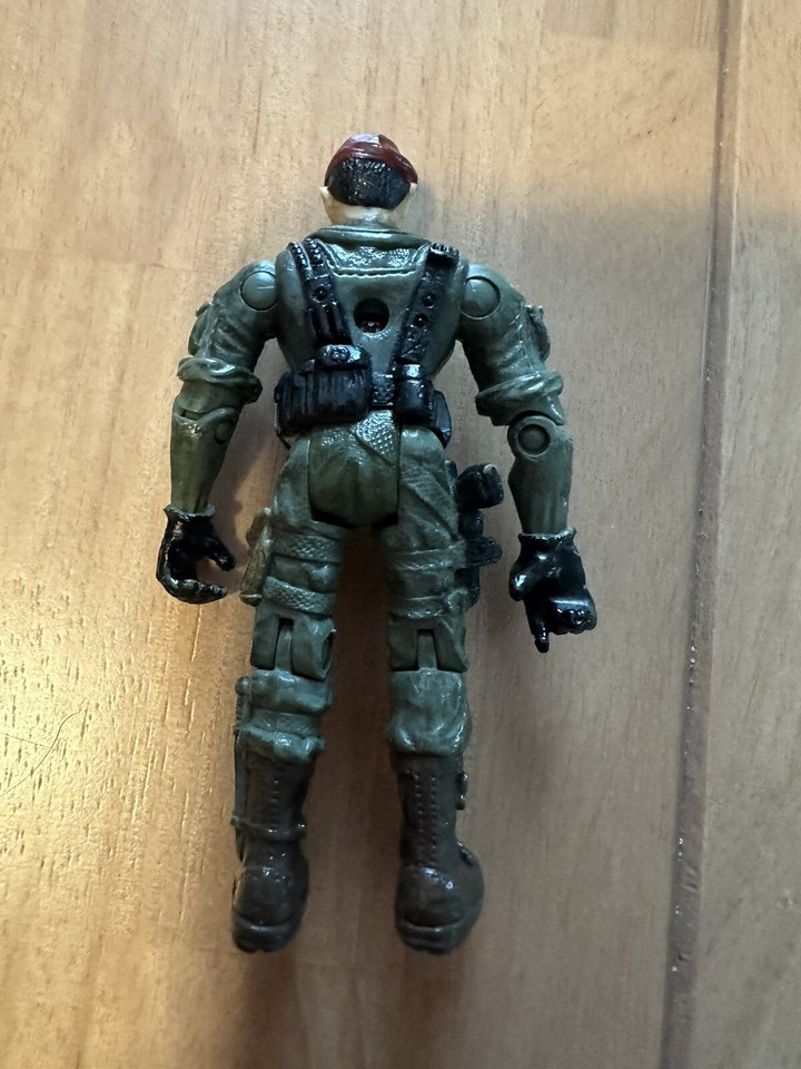 2003 Lanard The Corps Green Camo RED BERETS Army Man Action Figure 4.25 ...