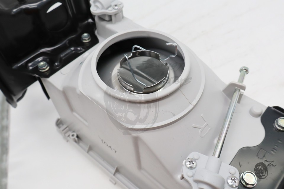 TOYOTA Genuine Late Model AE86 Corolla Levin Headlights Rh&Lh SET OEM ...