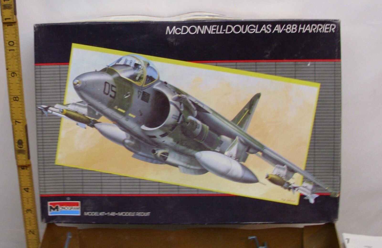 MONOGRAM MC DONNELL DOUGLAS AV-8B HARRIER MODEL AIRPLANE KIT BOXED | eBay