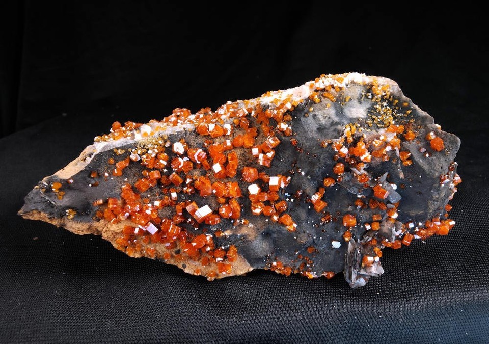 LARGE 5 INCH FIRE RED VANADINITE CRYSTALS ON GOETHITE | eBay