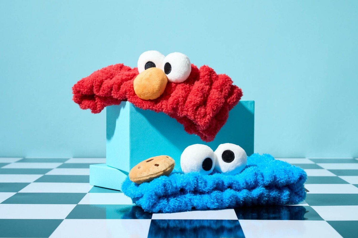 Baby Elmo And Cookie Monster Wallpaper Elmo Wallpaper (56+ Images)