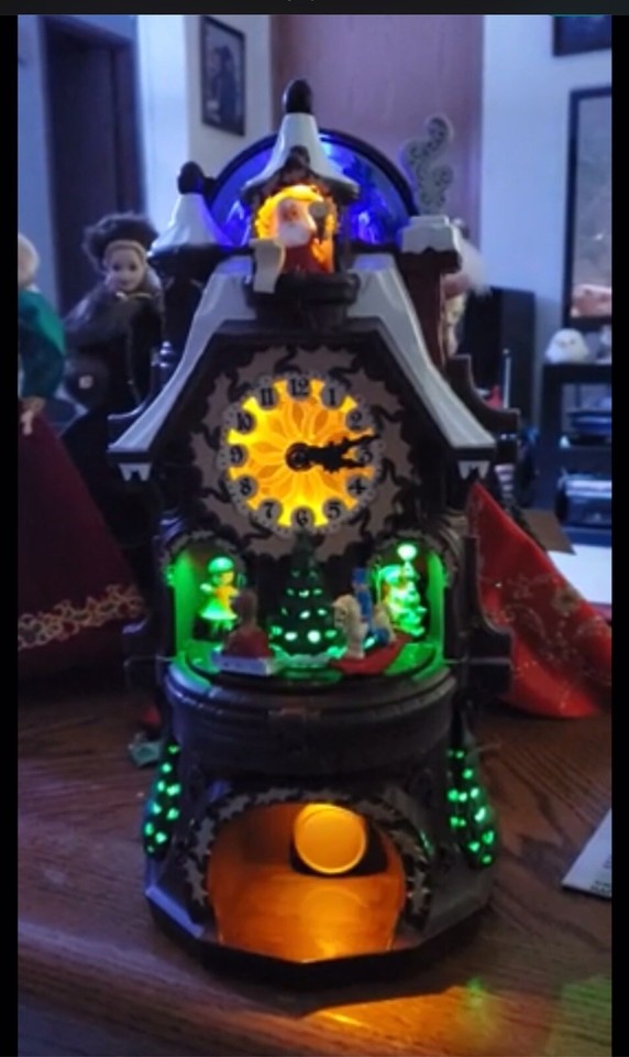 Hallmark Keepsake Santa Christmas Clock, New, 2017, QFM1232, Free ...