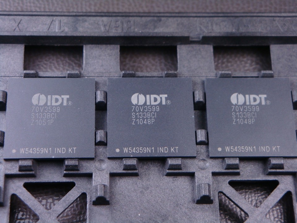 70V3599S133BCI IDT High-Speed 3.3V Synchronous Dual-Port Static RAM 128 ...