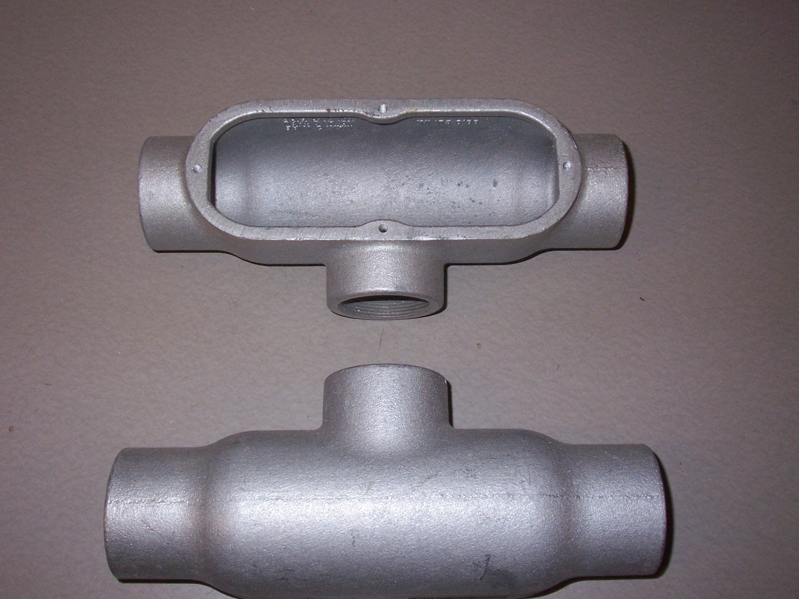 CROUSE HINDS T68 CONDULET BODY T TEE BOX 2" RIGID 1 PER BUY | eBay