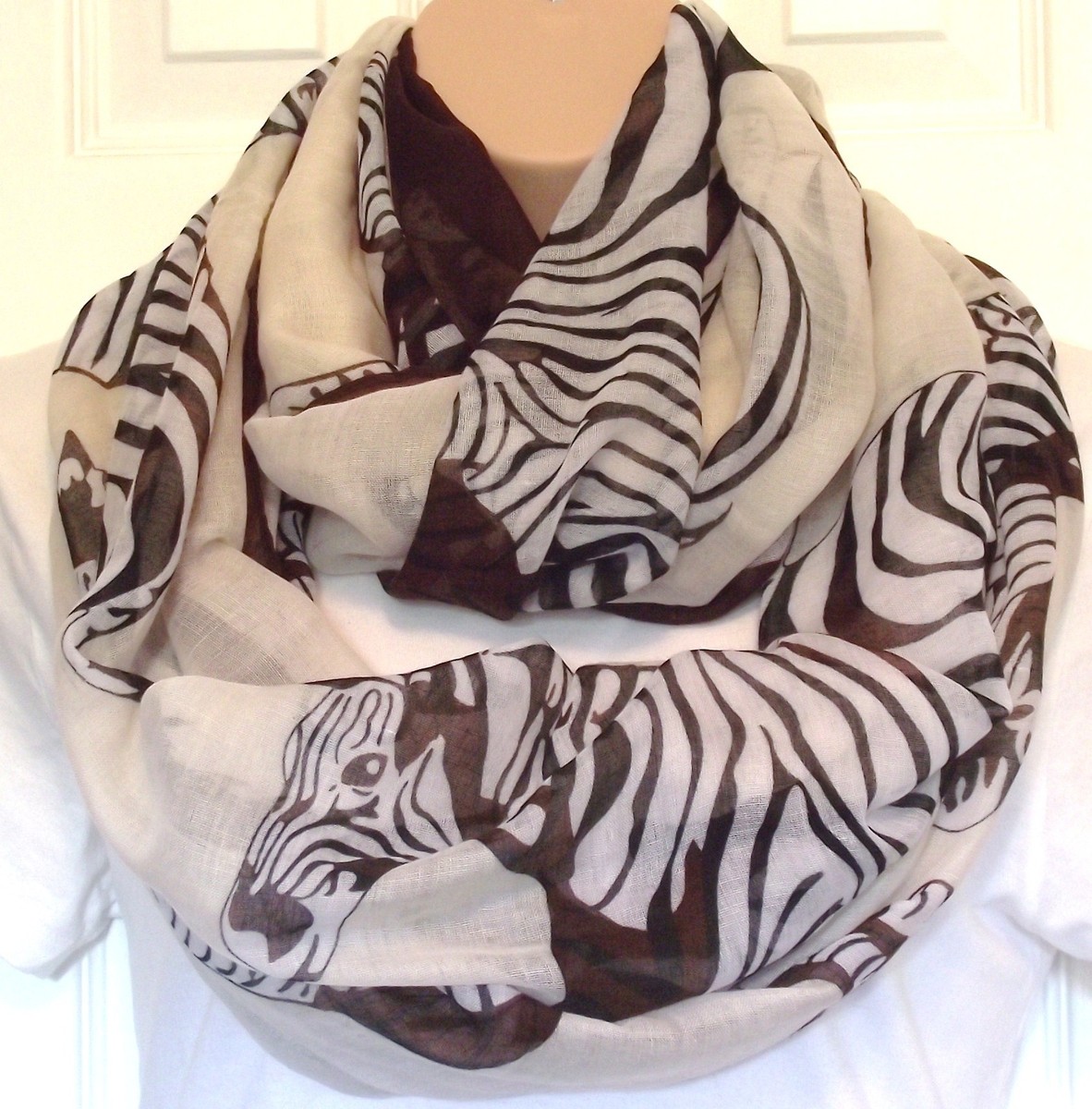 Infinity Scarf Trend