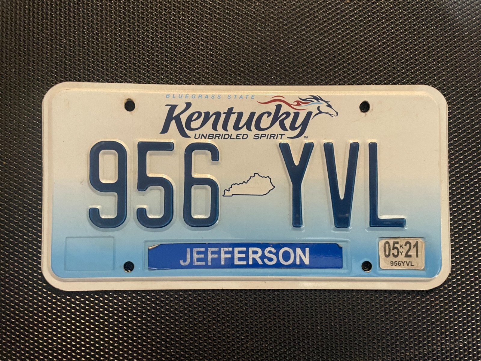 KENTUCKY LICENSE PLATE 956 YVL JEFFERSON COUNTY MAY 2021 UNBRIDLED ...