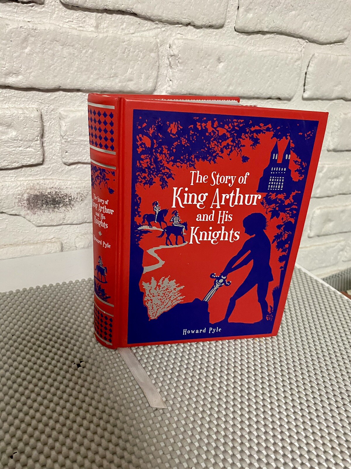 The Story Of King Arthur And His Knights childrens hardcover by Howard ...