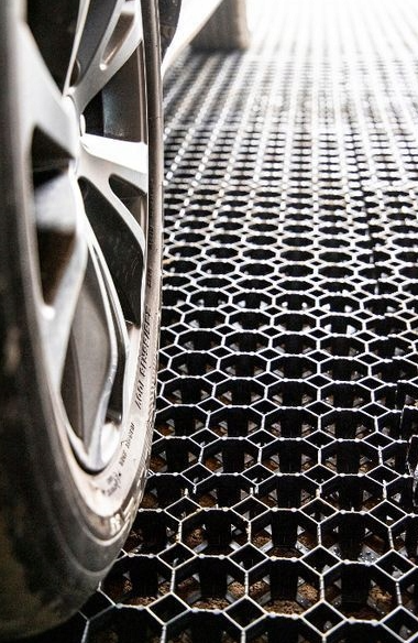 DISCOUNTED PALLET OF ECO PLASTIC GRIDS DRIVEWAY GRAVEL BASE TRADE PRICE ...