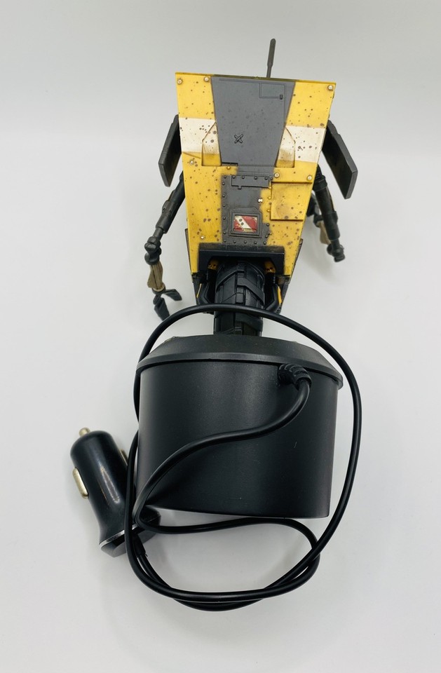 Boarderlands Claptrap Talking Car Charger | eBay