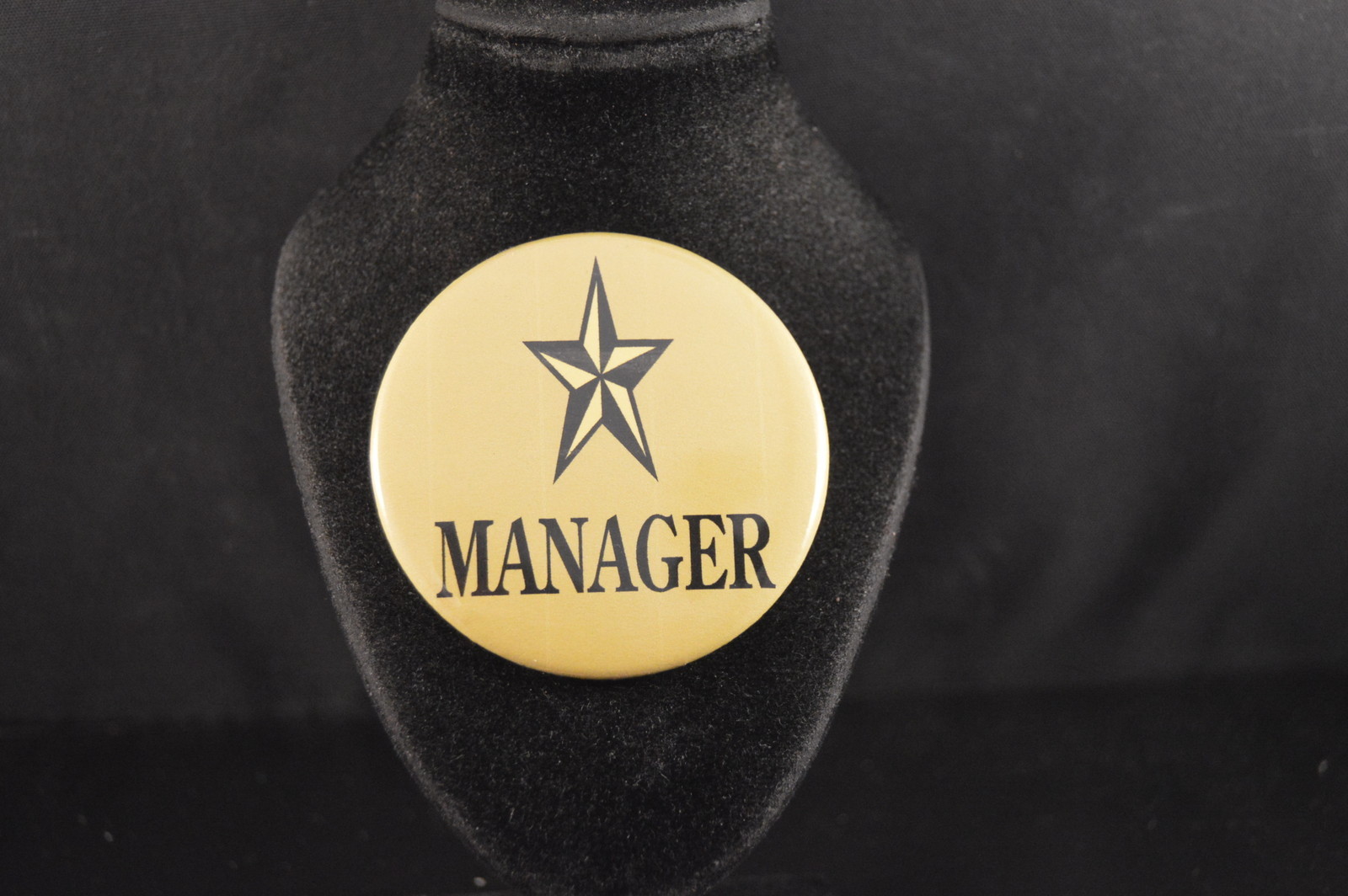 "MANAGER" Lot of 12 BUTTONS pins pinbacks 2 1/4" badges awards Large ...