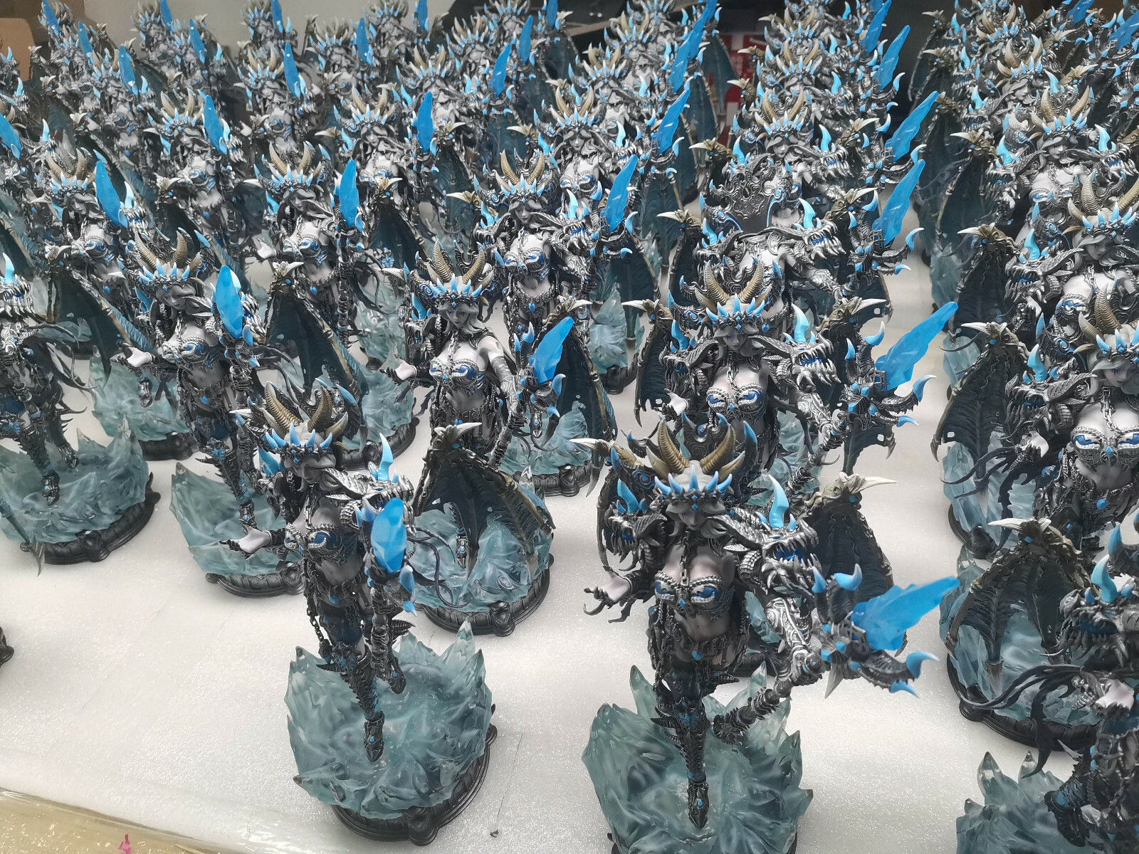 Leviathan Sylvanas Windrunner 1/10 Resin Model Painted Statue 12'' Led ...