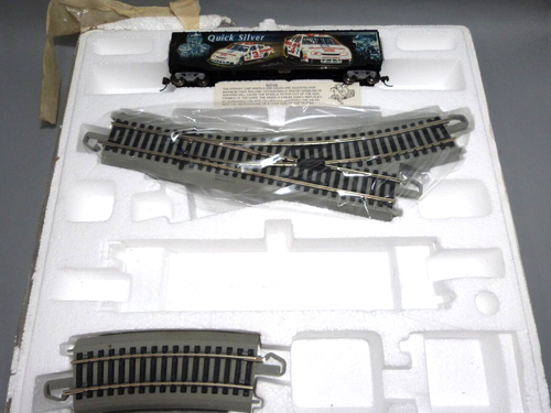 HO Hawthorne Dale Earnhardt "Quicksilver" Boxcar with Track | eBay