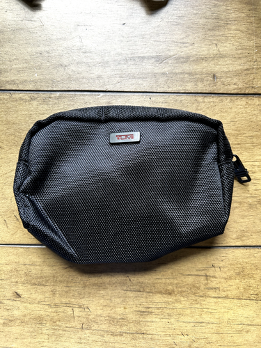 TUMI Delta Travel Amenity Kit First Class bag - NO ITEMS INSIDE | eBay