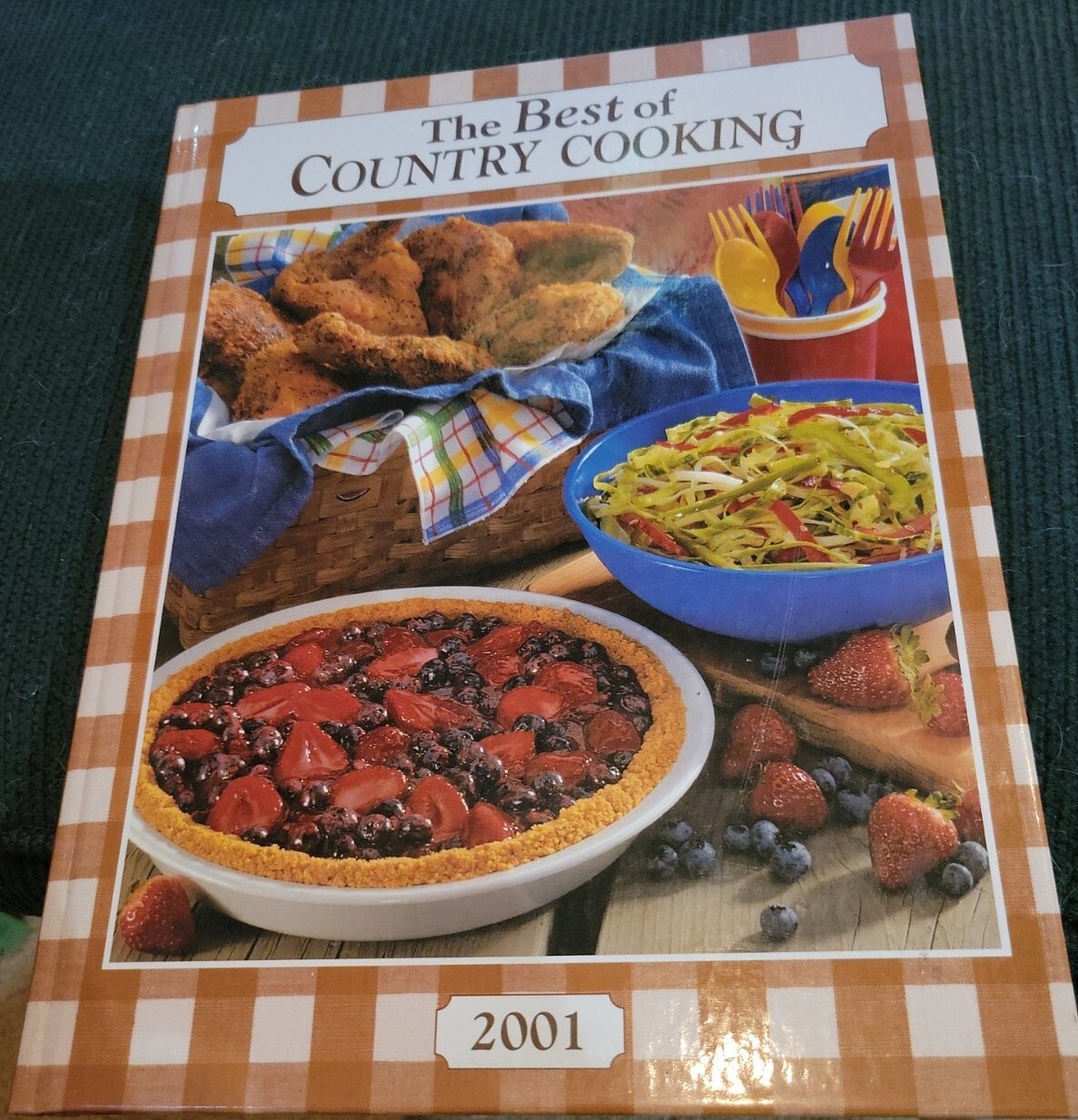 The Best of Country Cooking 2001 Taste of Home. Excellent condition ...