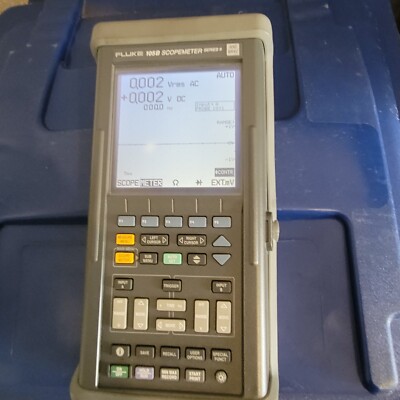 Oscilloscopes - Fluke Oscilloscope