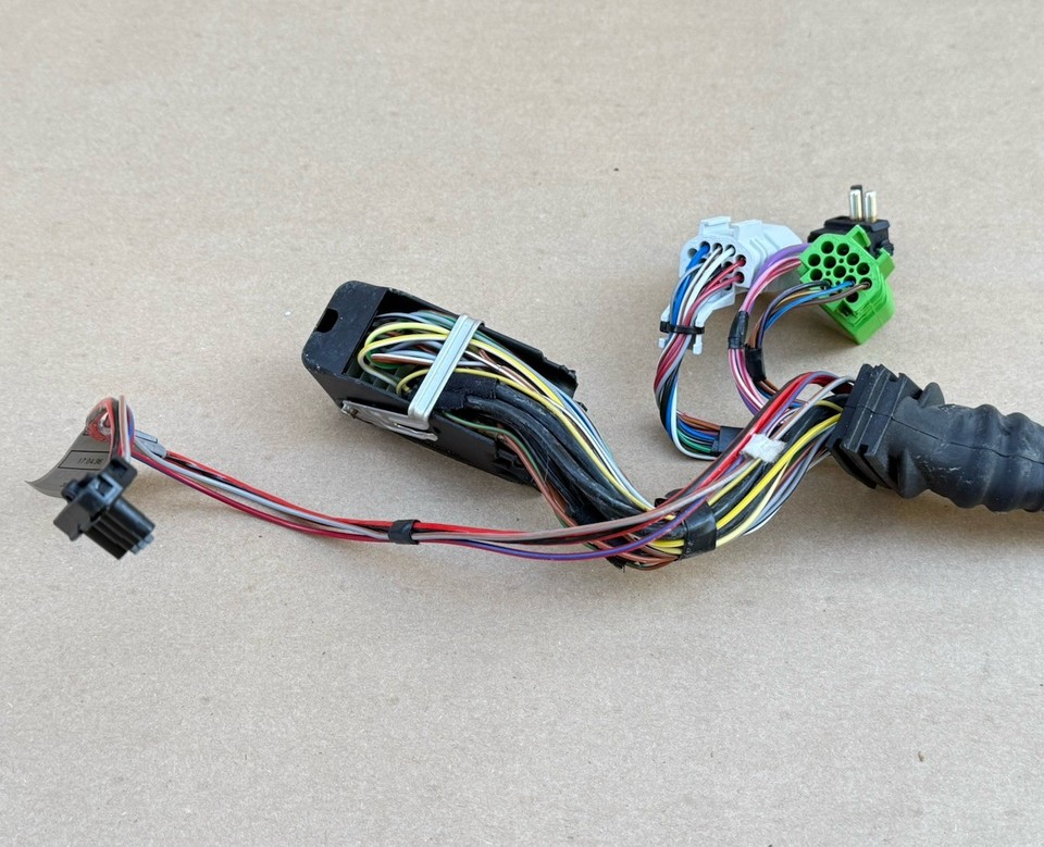 1996-1997 Mercedes W210 E320 M104 Engine Wiring Harness 2105403305 OEM ...