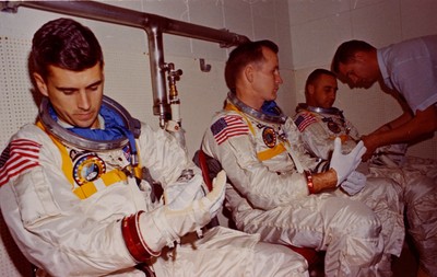 Apollo 1 tragedy: disaster strikes during a safety check 8X11PHOTO ...