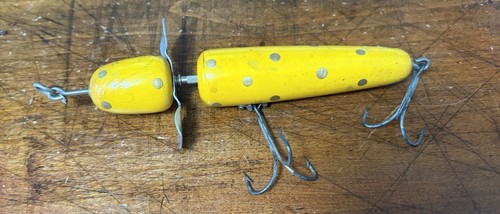 Pflueger Musky Globe Vintage Wooden Fishing Lure Bulldog Prop | eBay
