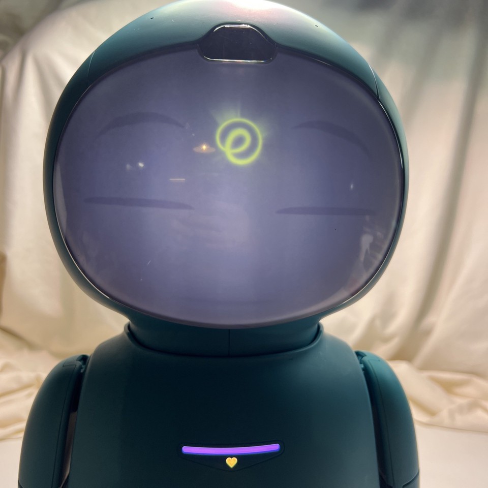 Moxie Robot by Embodied – Used, Powers On, APP available read desc ...