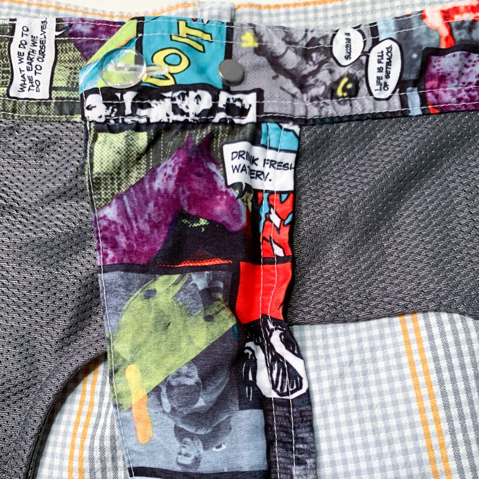 Lululemon Kahuna Plaid Comic Strip Cartoon Lined Golf… - Gem