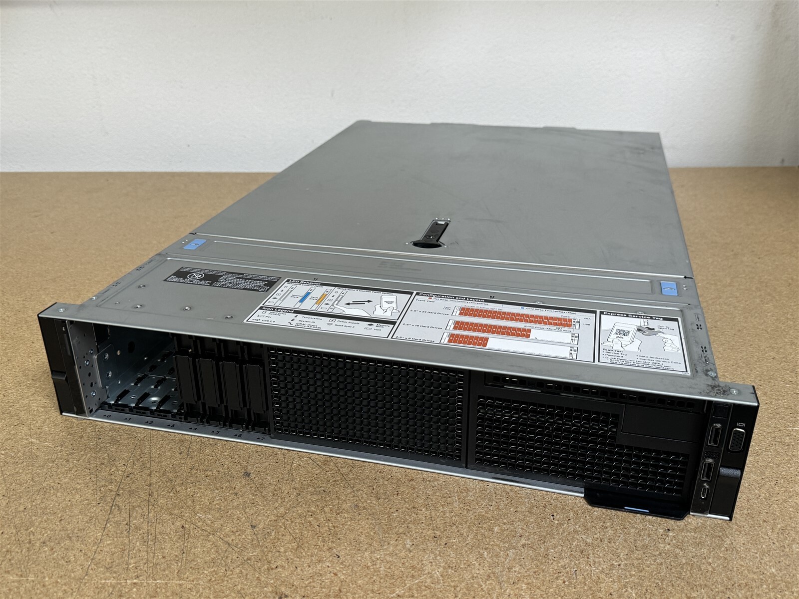 DELL POWEREDGE R740 8SFF 2x 12C GOLD 5118 2.3GHz 128GB RAM 4x 1.2TB ...