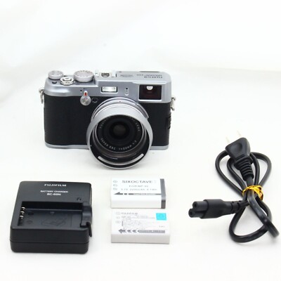 Fujifilm FinePix X Series X100 12.3MP Digital Camera Fujifilm FinePix X Series X100 12.3MP Digital Camera