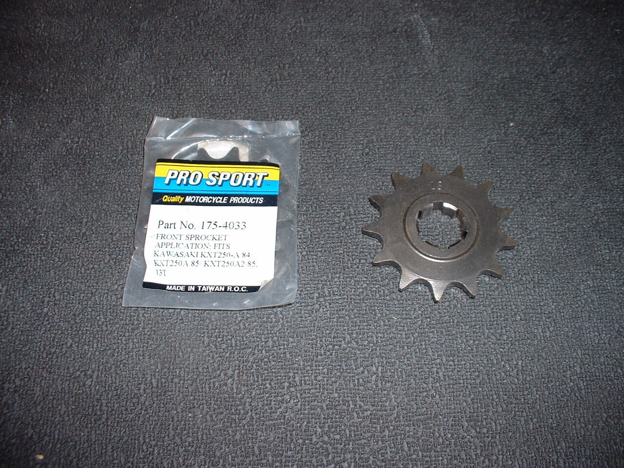 Front Sprocket, 13 Tooth, 520 Pitch, Fits 1984-1985 Kawasaki KXT250 ...