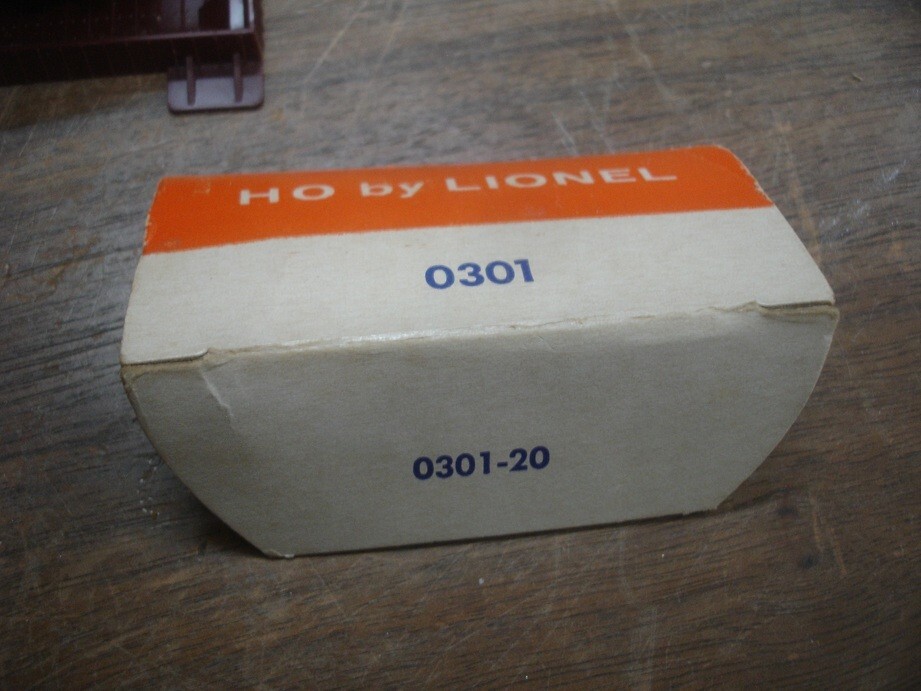 Lionel HO Scale #0301 Operating Coal Dump In Original Box w/Receiving ...