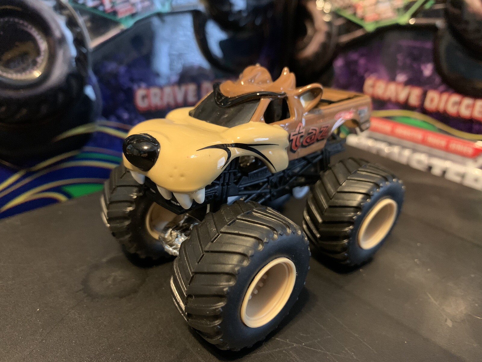 Hot Wheels Monster Jam Truck 1/64 Diecast Metal Taz Tasmanian Devil ...
