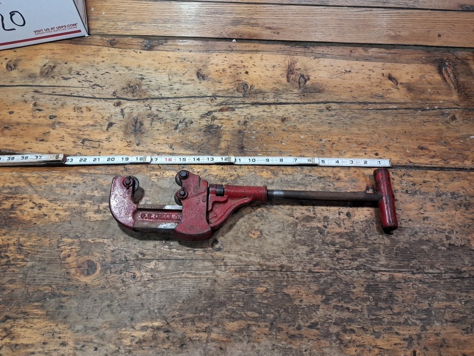 Cast Iron Pipe Cutter F.E. Wells & Son Co No 2 1/8”-2” Greenfield Mass ...